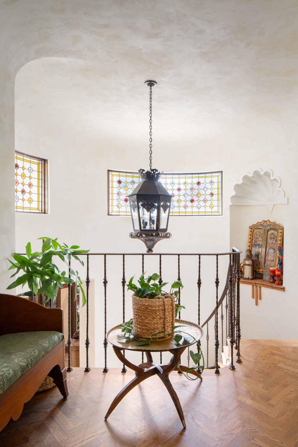 Perfect Harmony of Architectural Styles: From Curved Ceilings Down to ...
